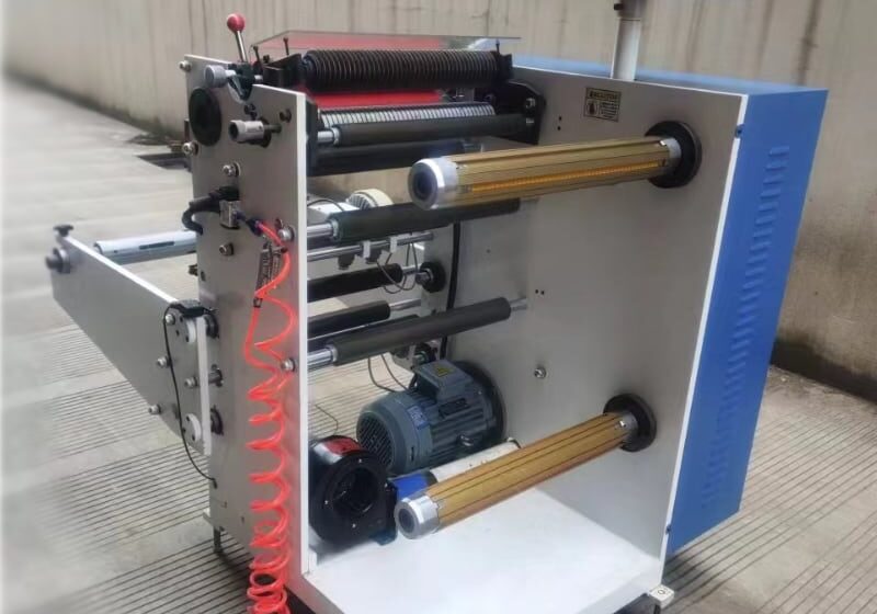 High quality compact paper roll slitting and rewinding machine